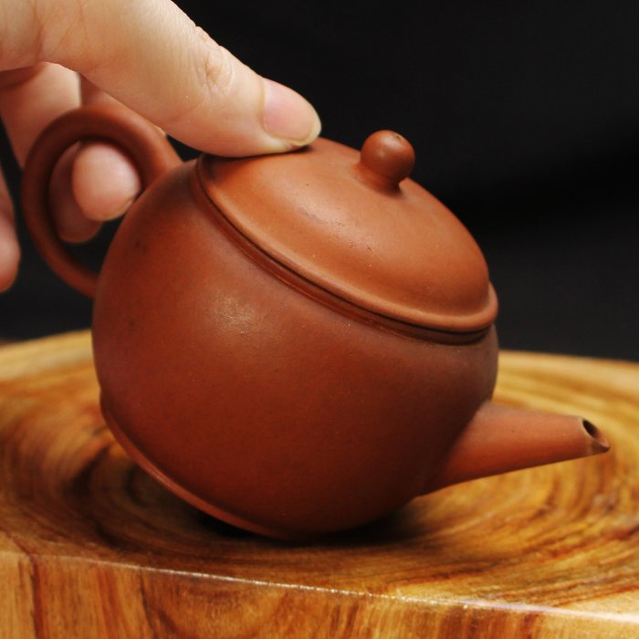 【桑園の】早期 紫砂壺 手刻款 吟弄天上月 孟臣 泡茶壺 底部落款 藏讓 (委託品) Q 7197 A03 | Yahoo拍賣