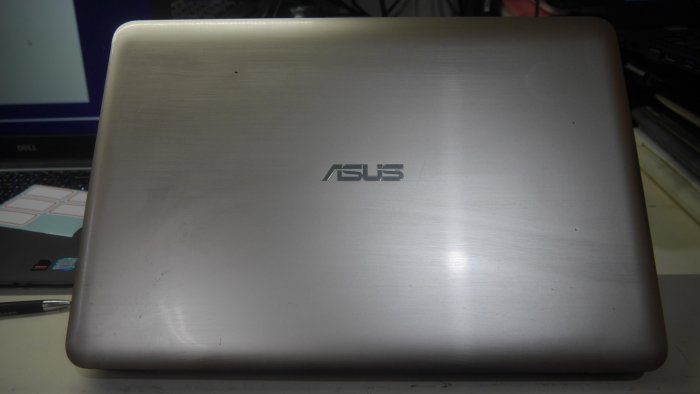 T695 ASUS X556U (X556UR) i5六代 四核心筆電 百元起標 | Yahoo拍賣