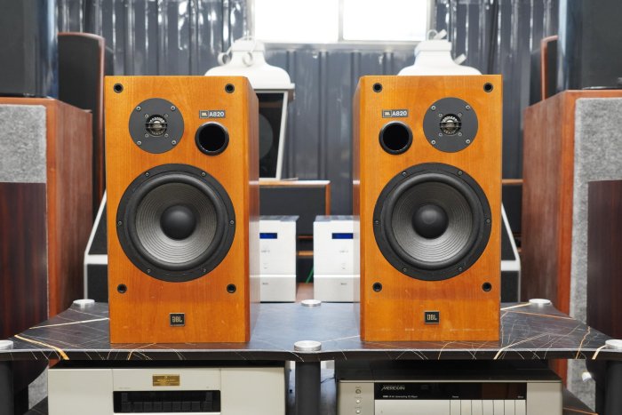 【夢響音響工作室】喇叭大廠 美國 JBL A820 兩音路高階書架喇叭 已更換全新低音懸邊 一元起標！！ | Yahoo拍賣