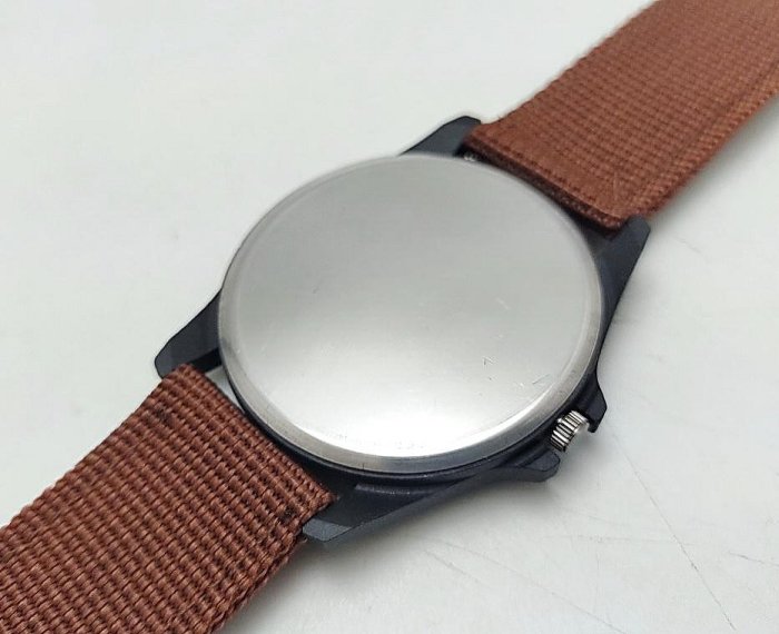 【timekeeper】 全新軍事風Soki霧黑大錶徑日期顯示石英錶(黑面) | Yahoo拍賣