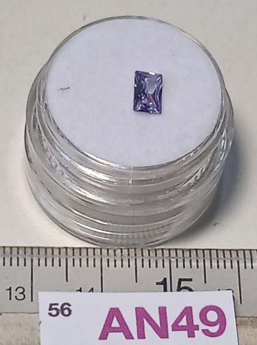 【週日21:00】56~AN49~1.05克拉長方型紫晶鑽裸石。如圖 | Yahoo拍賣