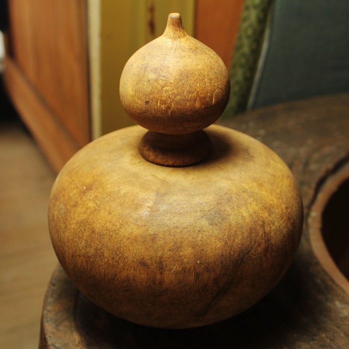 【桑園の】沉香 聚寶盆 寶瓶 533g 原木 整塊雕 Q 5334 | Yahoo拍賣