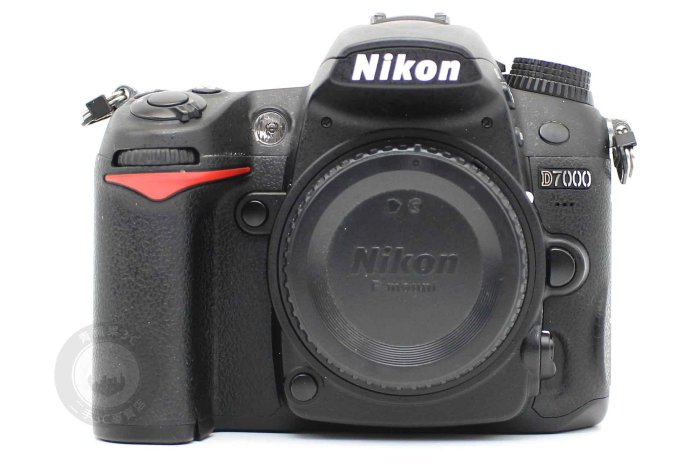 【高雄青蘋果】NIKON D7000 單機身 APS-C 快門:137XX 1620萬畫素 二手相機#87815 | Yahoo拍賣