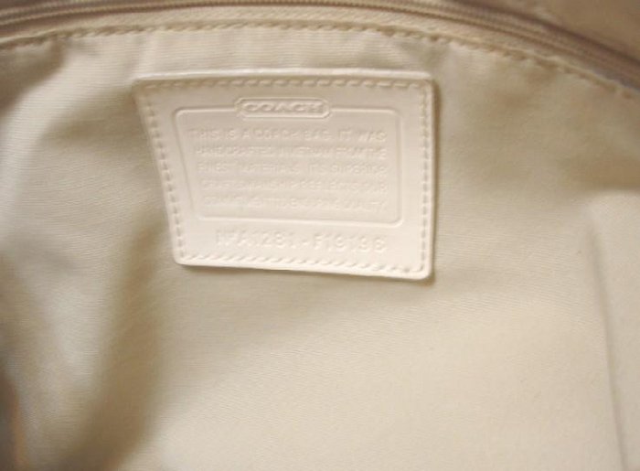 夏季款 美國Coach 女性 亮眼彩色鈕扣圖 + 牛皮帶 拉鍊式 Tote包 (特價真品)35cm | Yahoo拍賣