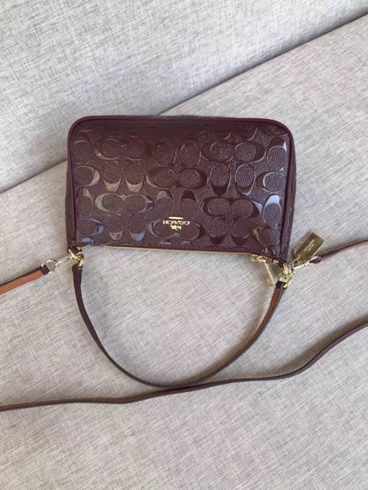 NaNa代購 COACH 56518 紅色 浮雕壓紋 雙肩帶 都可拆卸 可放手機出行必備品 附購證 | Yahoo拍賣