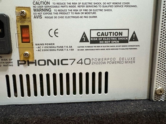 低價起標！零件機... phonic 740 power mixer..207 | Yahoo拍賣