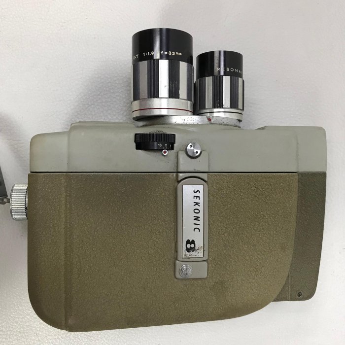 【藏舊尋寶屋】老日本 超經典3鏡頭高階8公分發條機械攝影機Sekonic Elmatic 8 底片相機 附原皮套及簡介※2505080422165-27J※ | Yahoo拍賣