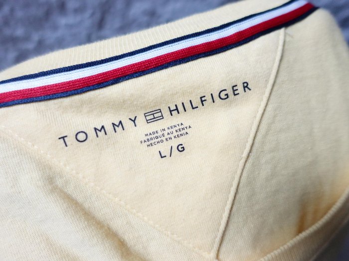 CA 美國品牌 TOMMY HILFIGER 淡黃 純棉 休閒短t L號 一元起標無底價D55 | Yahoo拍賣