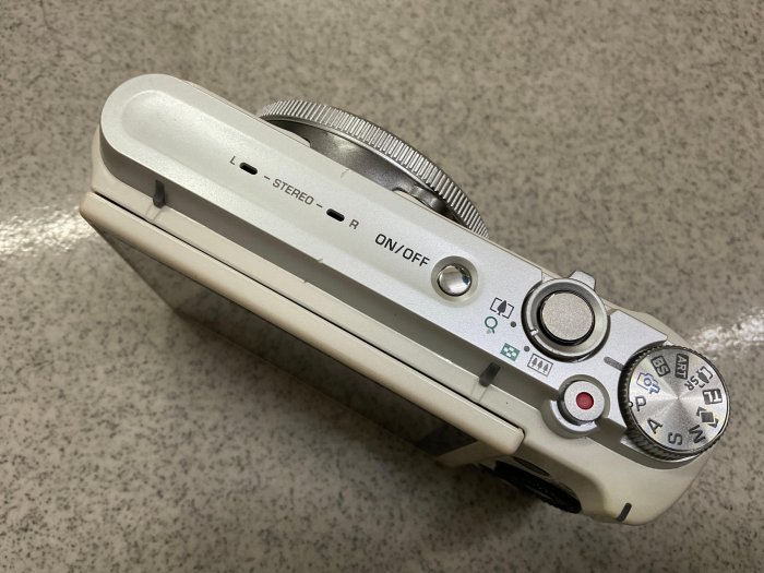 [保固一年][日月豐數位] Casio ZR 1500 數位相機 功能都正常 便宜賣 [C0604] | Yahoo拍賣