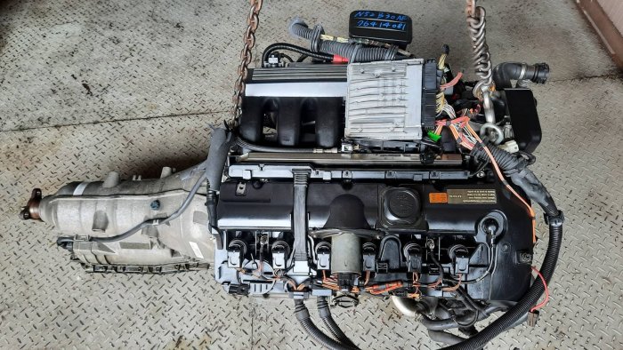 【佐倉外匯小杰】BMW N52N B30 後期線傳 六缸引擎變速箱 寶馬 E60 E90 E91 E92 E93 330 | Yahoo拍賣