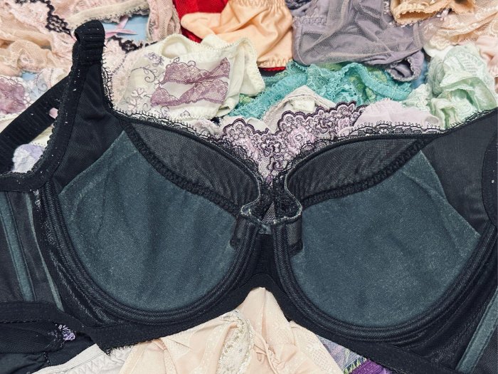 華歌爾 Wacoal 摩奇X 非你莫屬 D75 34D 75D 二手內衣 胸罩 大罩杯 | Yahoo拍賣