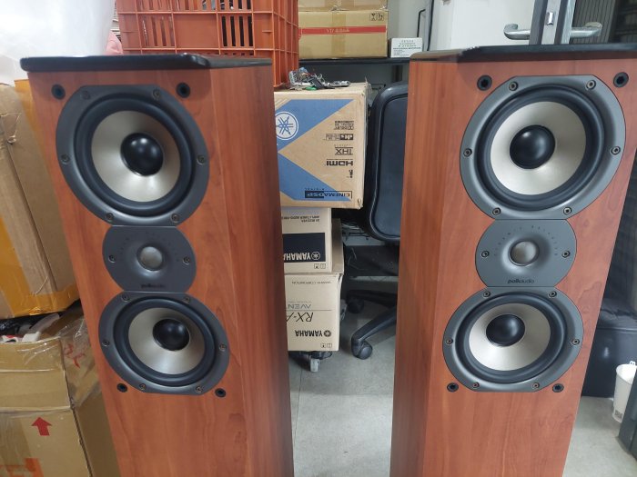 【標標樂】【 Polk Audio TSi300 落地式喇叭】低價競標 無底價 | Yahoo拍賣