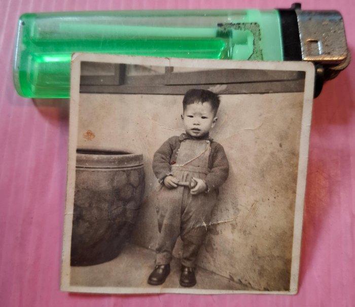 愛國大戲院柑仔店 早期照片(早期服飾 現況賣)D 104 | Yahoo拍賣