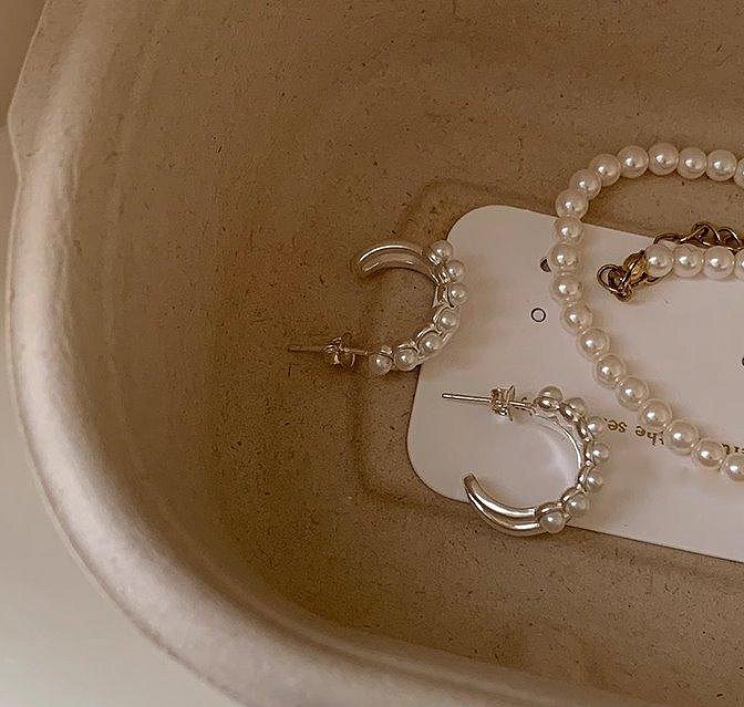 Cheri 正韓製 設計師款不規則圓弧珍珠純銀耳針*圖片色*【S1218-115】 | Yahoo拍賣