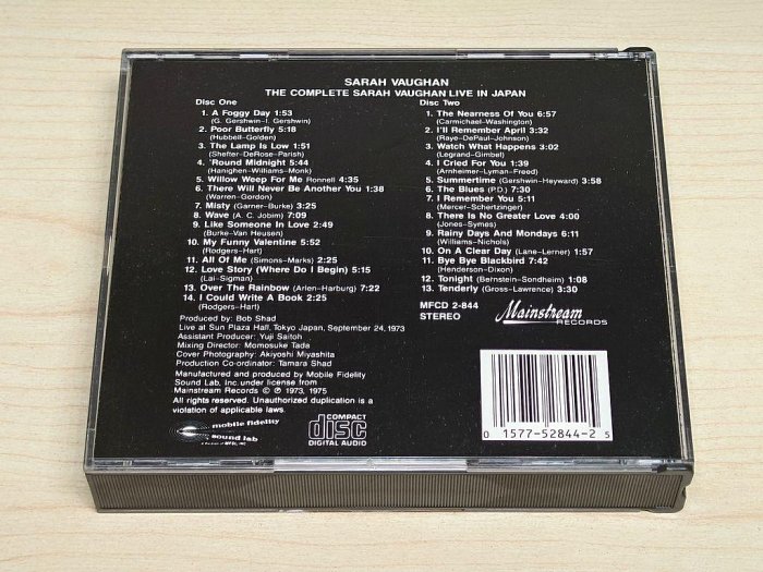 【駱克二手爵士CD】SARAH VAUGHAN LIVE IN JAPAN 2CD 美國版 解說黃斑&霉點 封面&封底霉點 CD1小刮傷 不影響播放 無IFPI | Yahoo拍賣