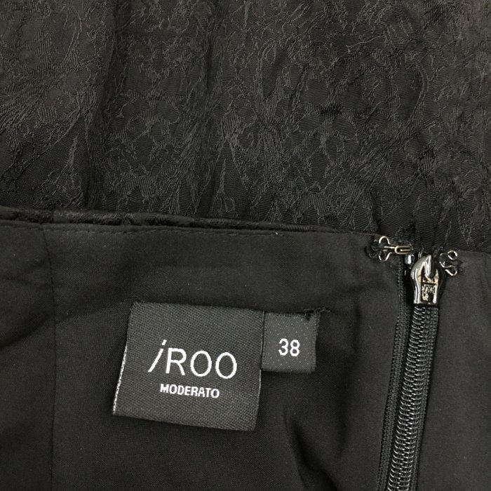 【愛莎＆嵐】 iROO 女 黑色花紋造型窄短裙/38 11406 26 | Yahoo拍賣