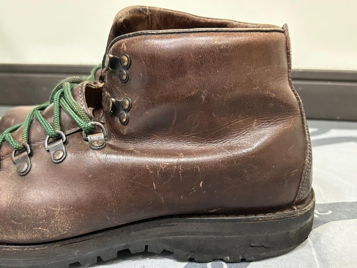 《Classic Hunter》一元起標優質美品美國製經典Danner【黑標Mountain Light II 30800 gore-Tex登山靴】9.5EE | Yahoo拍賣