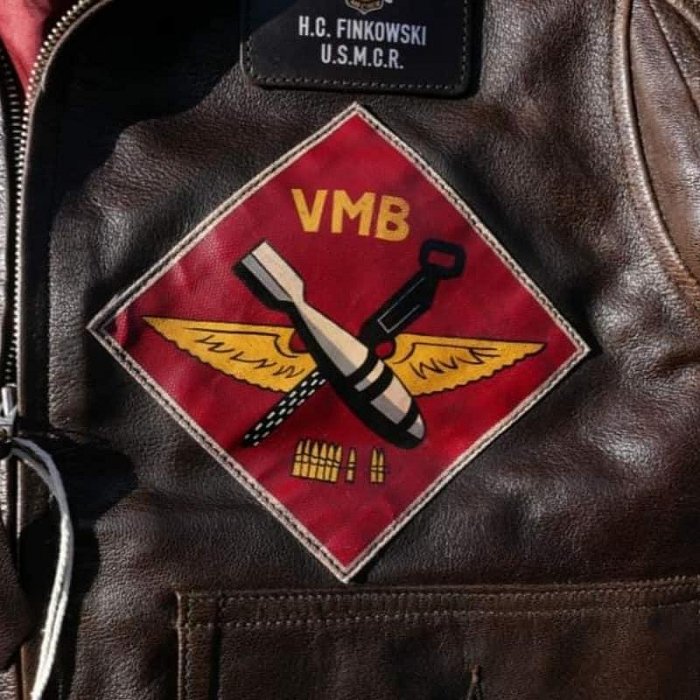 生來狂野全新英國製手工製Eastman M422A VMB612 PBJ Finkowski 毛領飛行夾克植鞣山羊皮純手工彩繪皮衣 | Yahoo拍賣