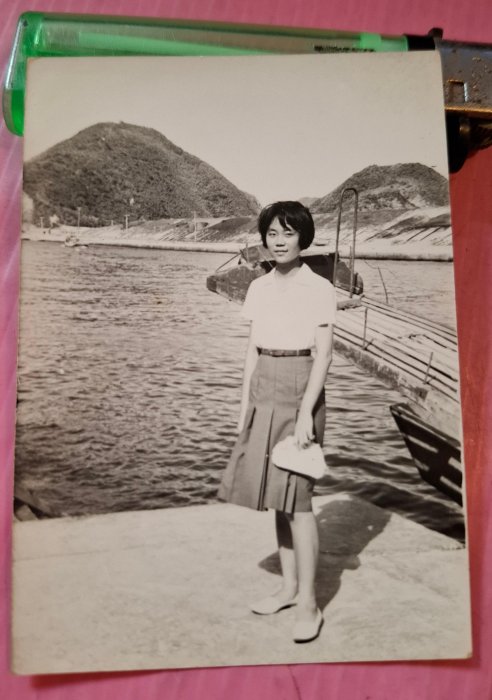 愛國大戲院柑仔店 早期照片(早期服飾 現況賣)D 007 | Yahoo拍賣