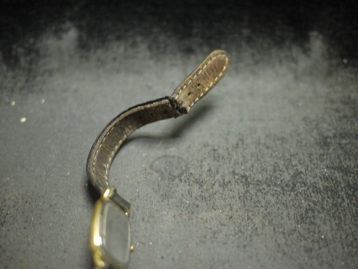 【阿輝の古物】手錶_Longiness浪琴錶_未測試_錶帶損傷 有使用痕跡_#E24 | Yahoo拍賣