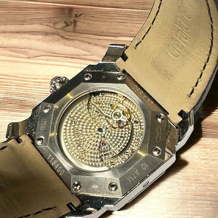 樂時計 絕版商品 18白K金 GG 錶 Gerald Genta Octo Biretro OBR X.60 手錶 少見原廠滿天星面盤 39mm | Yahoo拍賣