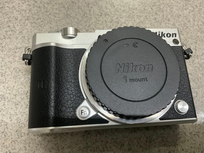 [保固一年] [高雄明豐]公司貨 95 新 NIKON J5 微單眼 便宜賣 [G0501] | Yahoo拍賣