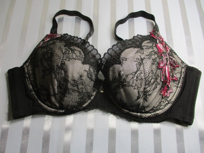 女【曼黛瑪璉】魅麗黑精美蕾絲繡花迷人內衣80F/36F~100元起標~標多少賣多少~ (9A51) | Yahoo拍賣