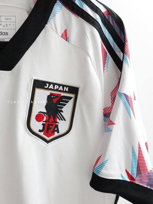 CA 日本國家隊 adidas JFA 白色 休閒運動短t XL號 一元起標無底價B98 | Yahoo拍賣