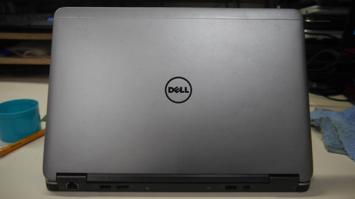 T962 DELL Latitude E7240 (P22S) i5 四核心筆電 百元起標 | Yahoo拍賣