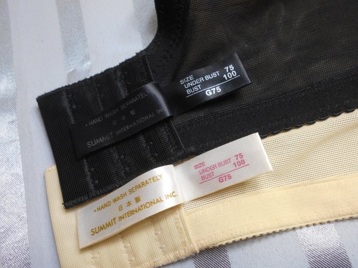 日本專櫃善美得~金黃色/黑色蕾絲內衣兩件一起賣75G/34G~100元起標~標多少賣多少~ (9A58) | Yahoo拍賣