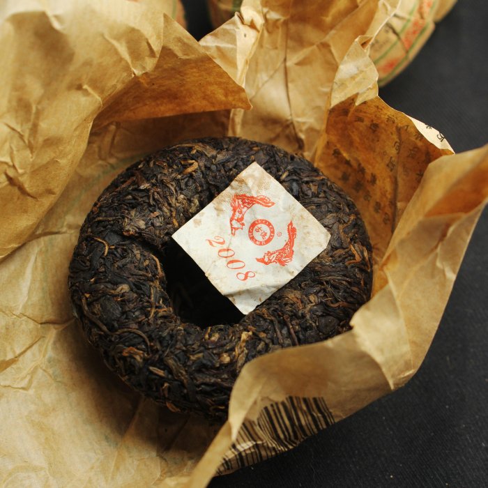 【桑園の】珍藏釋出 2008年 鳳凰特級 沱茶 生茶 雲南南澗 老茶 無量山大葉種茶葉 5顆 (委託品) Q 7486 A09 | Yahoo拍賣