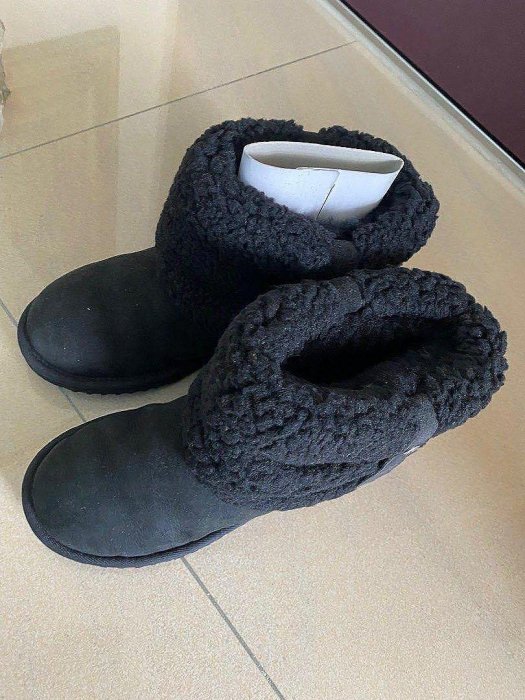 全新正品 閒置 KOOLABURRA by UGG 澳洲頂級羊毛 黑色毛靴 雪靴（UK3） | Yahoo拍賣