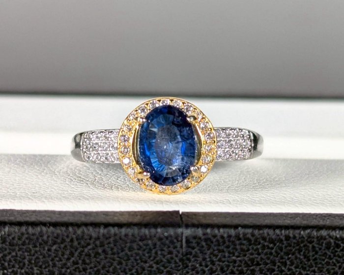 【天然馬達加斯加藍寶0.98CT 戒指 銀台 附台大證書】 | Yahoo拍賣