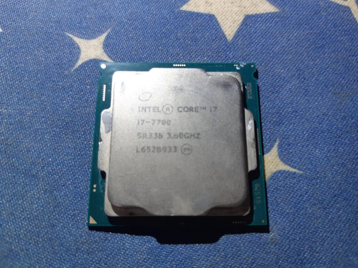 只限Y6874657551下標 Intel i7 7700 + ddr4 8g x2 | Yahoo拍賣