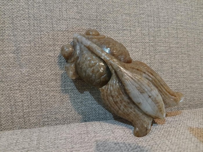 我的收藏 和闐青白玉／帶糖沁 金魚 重：148g/密度：2.96 | Yahoo拍賣