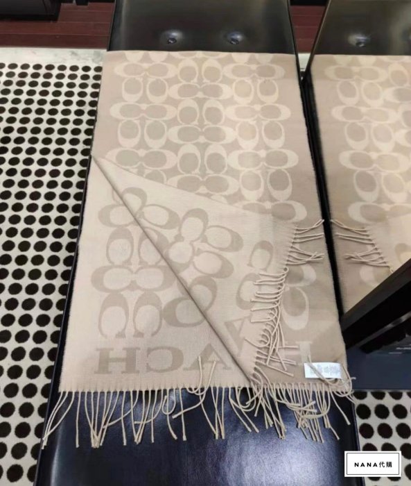 NaNa代購 Coach CB684 女士經典圖案圍巾 山羊絨圍巾 羊毛披肩 雙面可用 垂墜流蘇 柔軟細膩 百搭款 附購證 | Yahoo拍賣