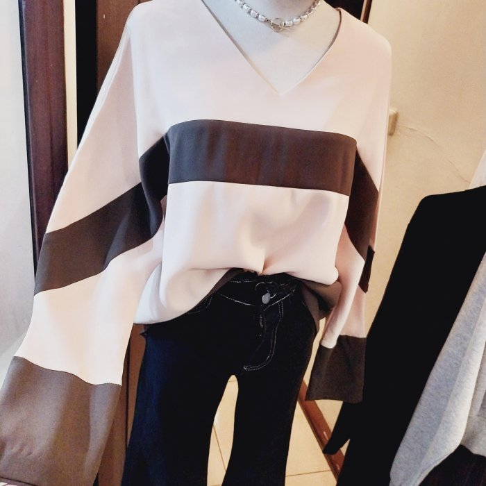 Sweet111韓國甜心 *春款*正韓 韓製 條紋拼接 寬連袖 厚雪紡上衣 超值!!一元起標無底價 | Yahoo拍賣