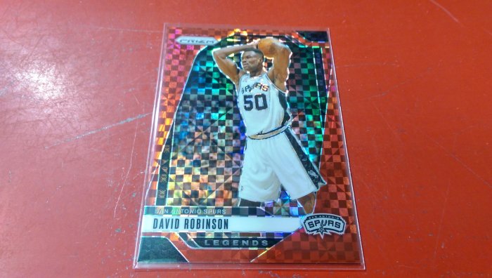 J45】24-25 Prizm【David Robinson】限量75張 紅格子亮平行卡 | Yahoo拍賣