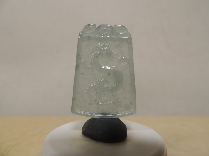 【尋】 緬甸翡翠玉A貨 冰種 冰透 放光 淡綠 墜子 (A12) | Yahoo拍賣