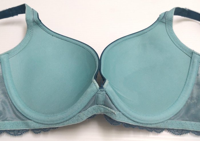「舊愛」Triumph 黛安芬 小胸聚攏，平胸顯大 尺碼：34/75B，平均厚罩杯，記憶棉芯 👙二手內衣 👙二手胸罩 | Yahoo拍賣