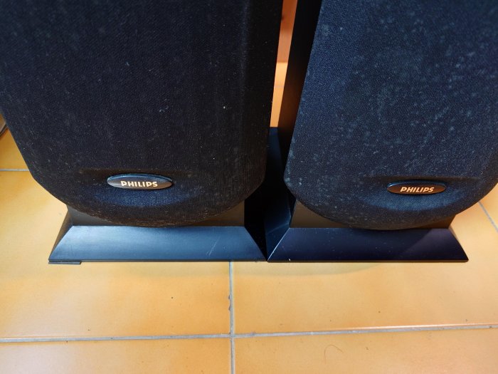 菲利浦落地音箱一對 PHILIPS FB560/01B,進口喇叭,全音域喇叭,音質優美,音箱完整,功能正常. | Yahoo拍賣