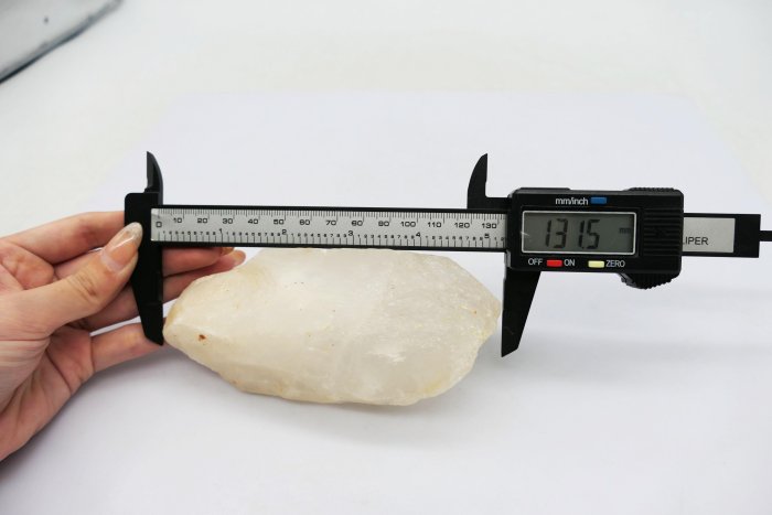 (小蔡二手挖寶網) 早期 水晶原礦 擺件 易碎 收藏品 總重量約458g 行家自行鑑定 商品如圖 100元起標 無底價 | Yahoo拍賣