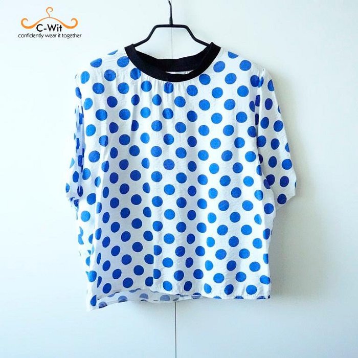 一元起標～當 我 們 在 衣 起C-WIT＊╯全新韓國製點點普普風上衣 | Yahoo拍賣