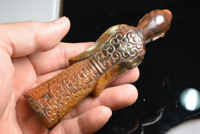 [天地居] 帶沁和闐雲紋玉人 質變 0409 | Yahoo拍賣