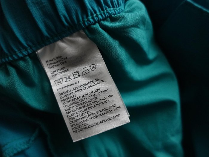 CA 瑞典品牌 H&M 淺藍綠 休閒短褲 M號 一元起標無底價E297 | Yahoo拍賣