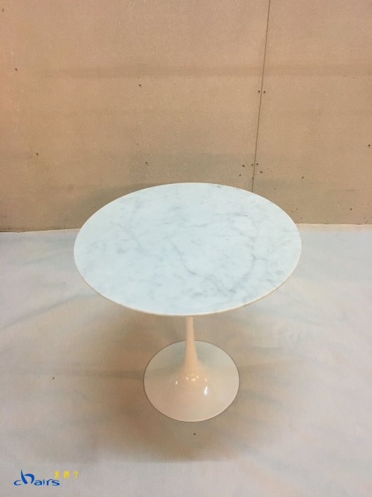 【挑椅子】Saarinen 天然大理石茶几 邊桌 (復刻版) TA-008 | Yahoo拍賣