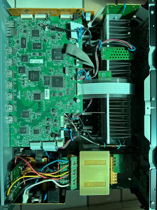 YAMAHA RX V773 收音劇院 7.2 環繞擴大機 4K 藍光 /HDMI WI-FI 有原廠遙控器 | Yahoo拍賣