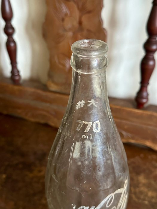 (古今)老件特大可口可樂770ml玻璃瓶 字體有脫落 少見 老台灣 企業寶寶 柑仔店 台灣專用可樂瓶 鐵牌 鐵盒 民藝 汽水瓶 | Yahoo拍賣