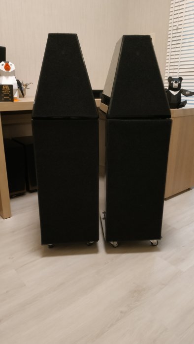 Wilson Audio System 7 Watt Puppy 無傷鋼琴黑漆面 難得含原裝木箱 平衡又精準的聲音 音響史上經典之一 ...
