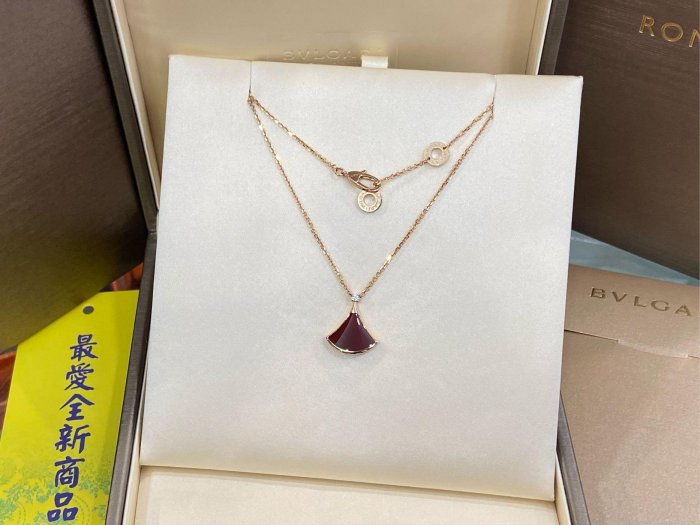 ☆最愛二手精品☆ BVLGARI DIVAS’ DREAM 全新寶格麗 18K金750玫瑰金紅玉髓一顆鑽扇子扇形項鍊 359987 XH0396 0.03ct | Yahoo拍賣